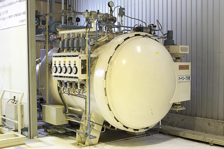 RTM・HP-RTM製法とは？CFRP | 株式会社UCHIDA