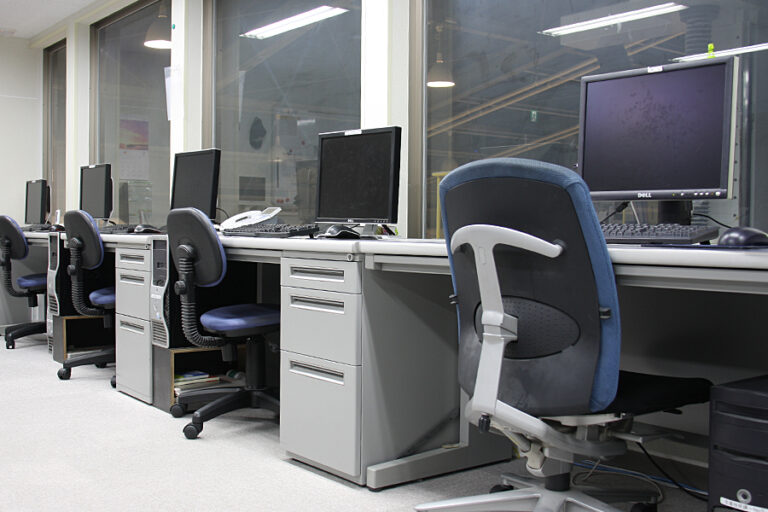 FRPとは？材質：特徴と用途 | 株式会社UCHIDA